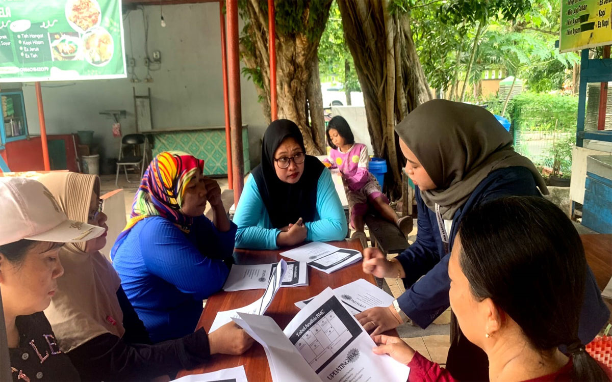 Mahasiswi Ilkom USM Sosialisasikan Business Model Canvas